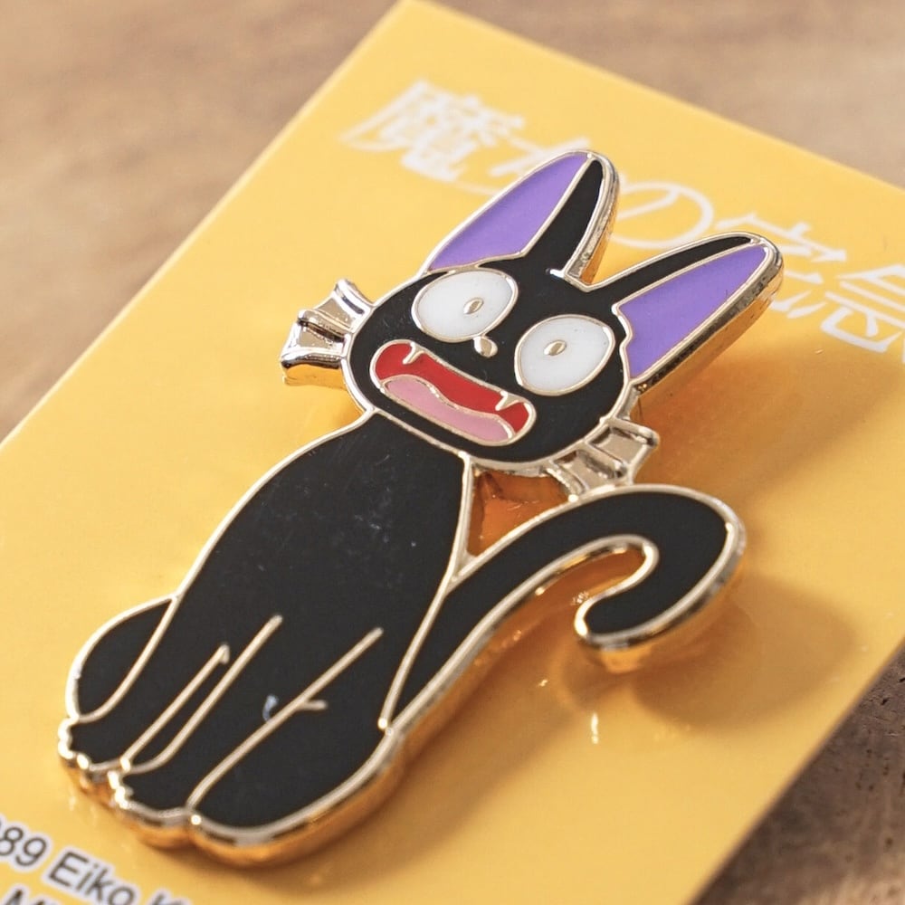 Jiji smile pin Kiki's Delivery Service – Tokyo Base